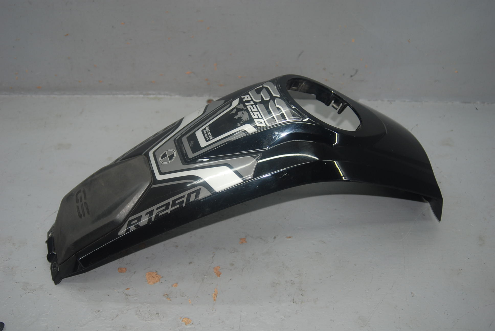 2018 BMW R 1250 GS TANK COVER – Bikepartsonline