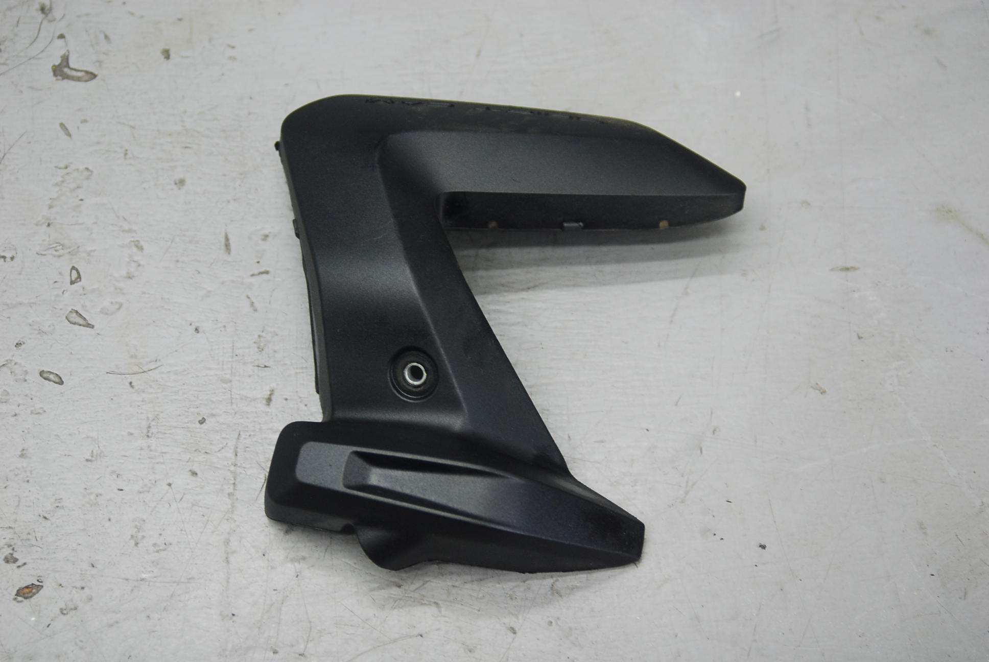 2019 BMW R 1250 GS SPARK PLUG COVER R/H – Bikepartsonline