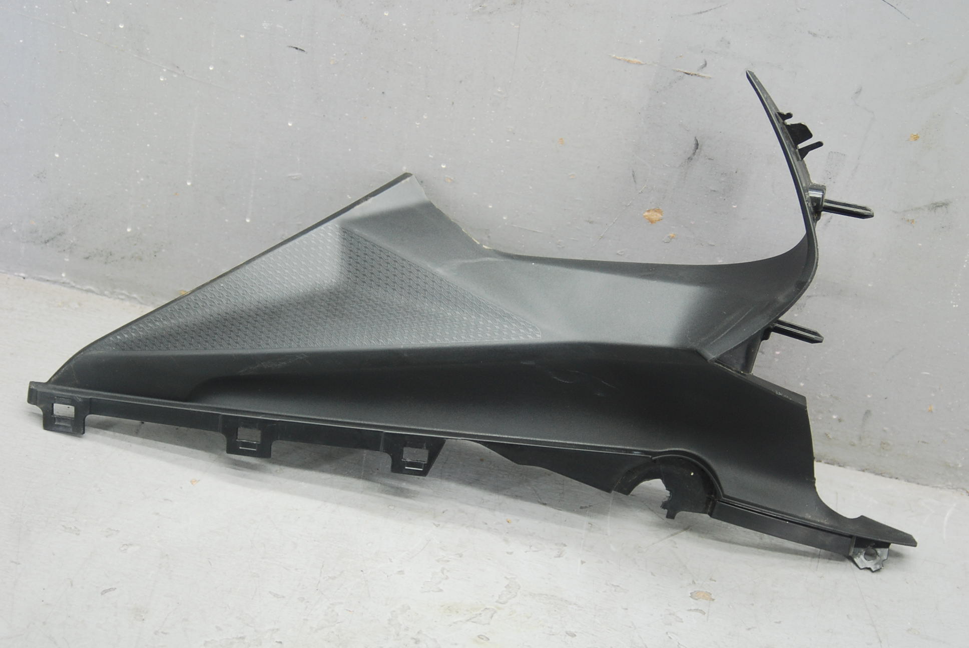 2022 BMW S 1000 RR DASH PANEL R/H – Bikepartsonline