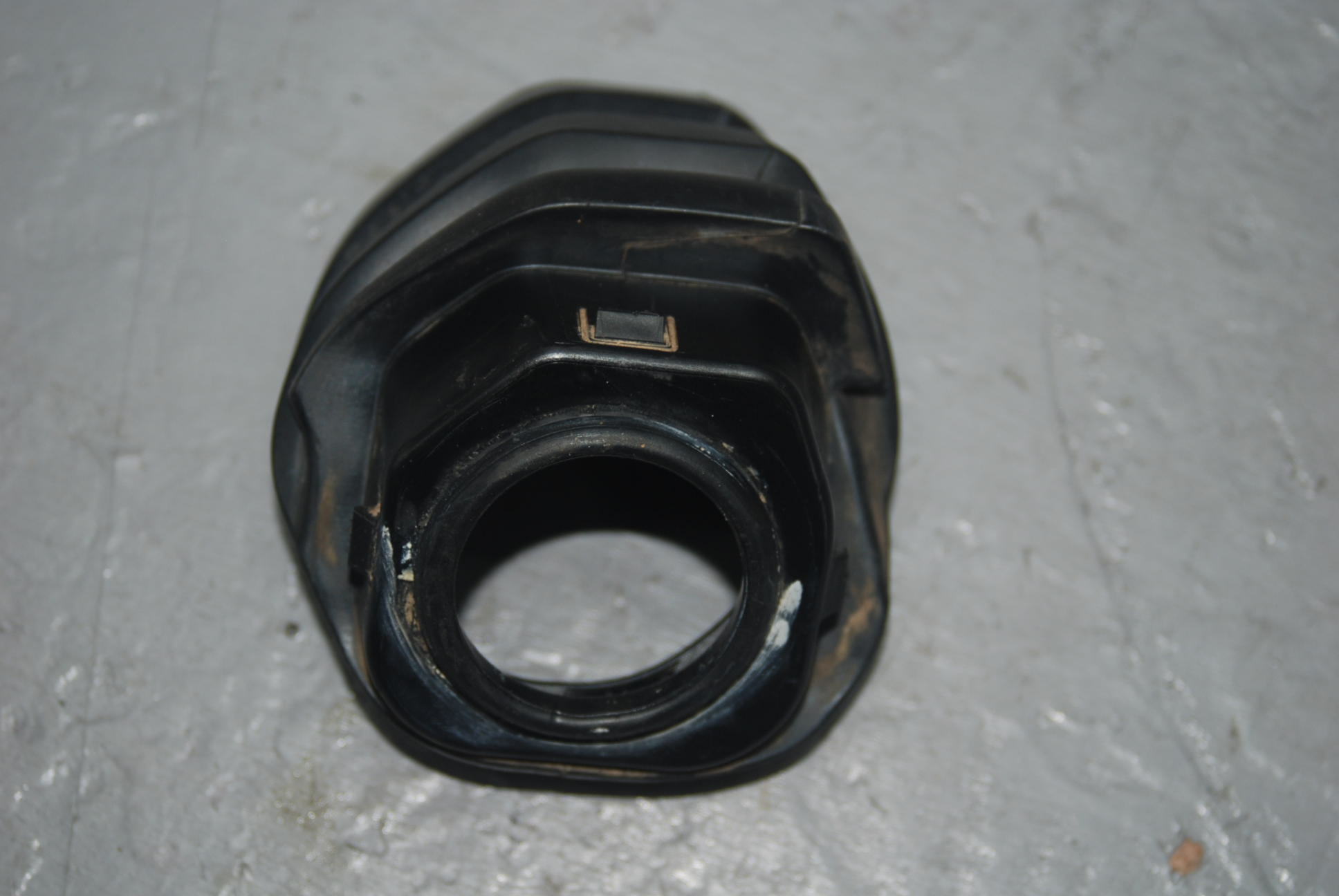 2017 BMW R 1200 GS REAR RUBBER BOOT – Bikepartsonline