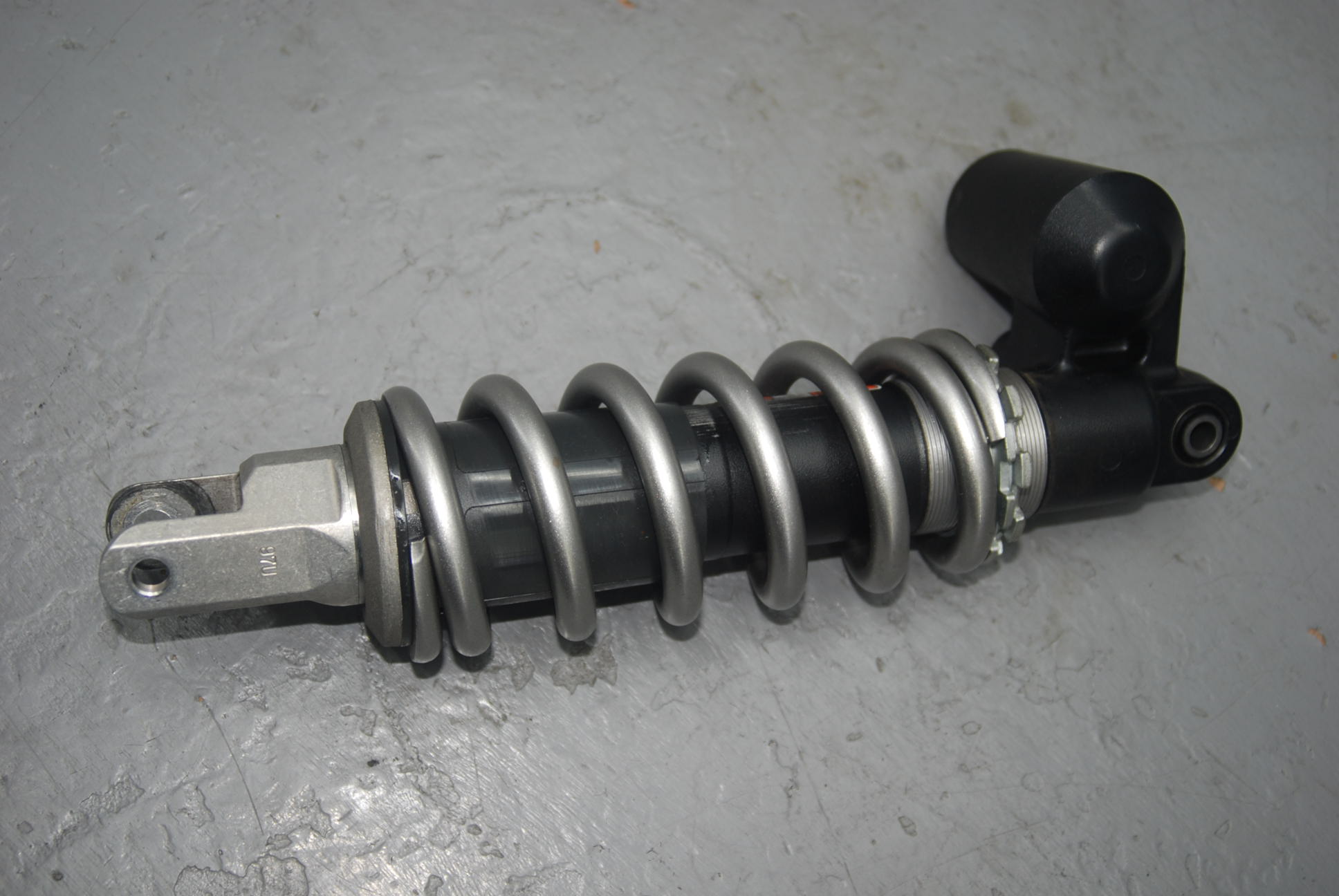 2010 KAWASAKI ZX 14 GEN 1 REAR SHOCK – Bikepartsonline