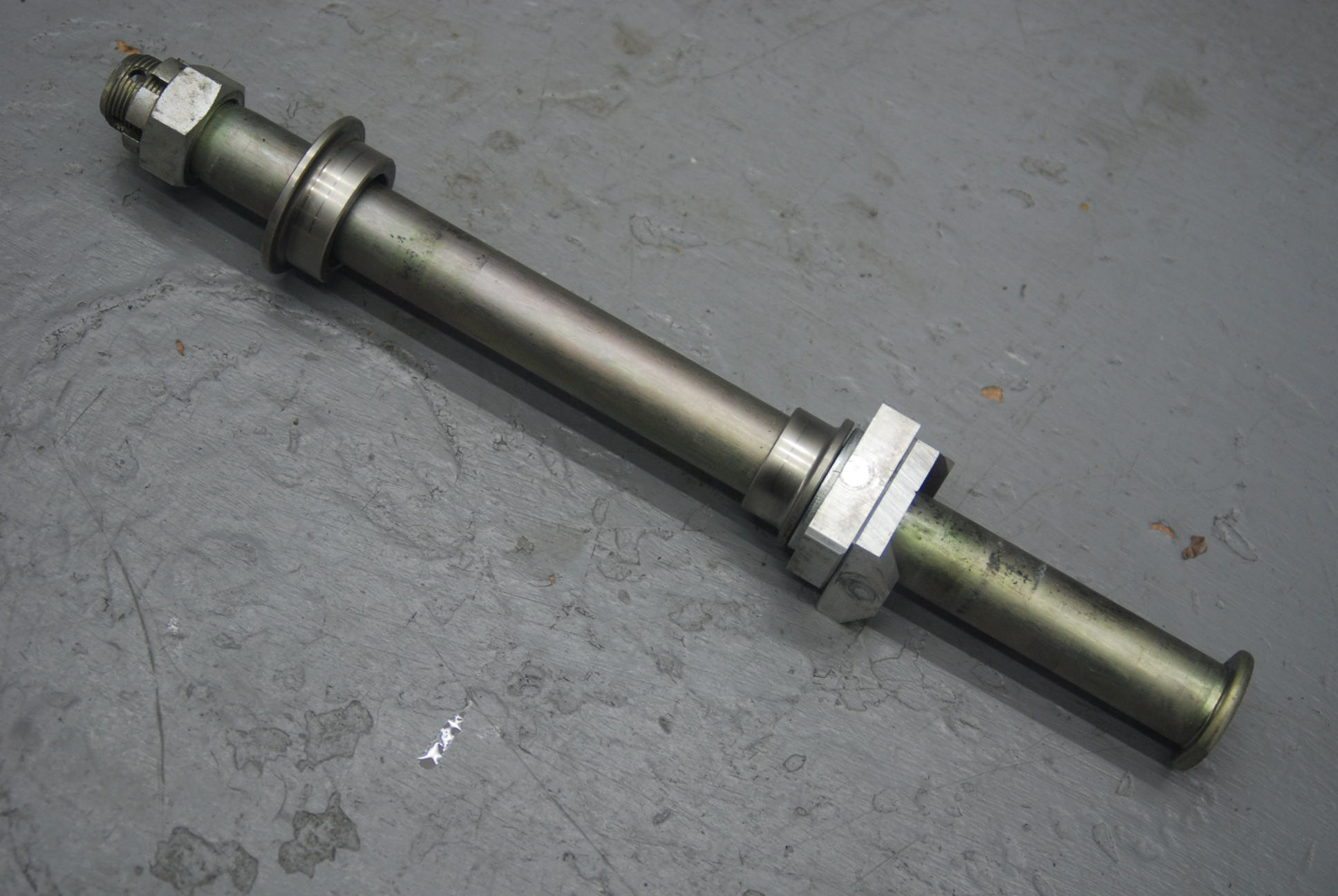 2010 KAWASAKI ZX 14 GEN 1 REAR AXLE – Bikepartsonline