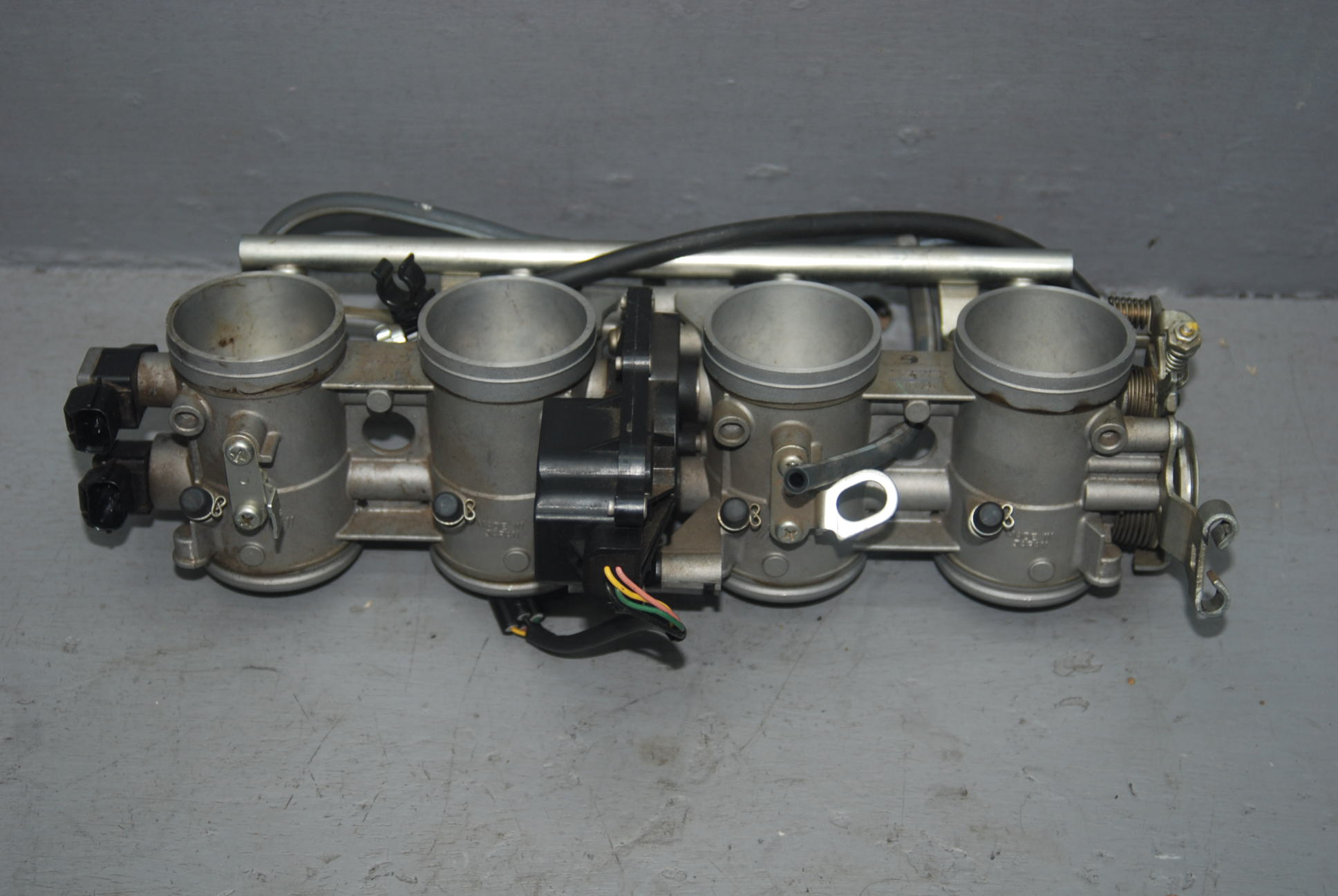 2010 KAWASAKI ZX 14 GEN 1 THROTTLE BODY – Bikepartsonline