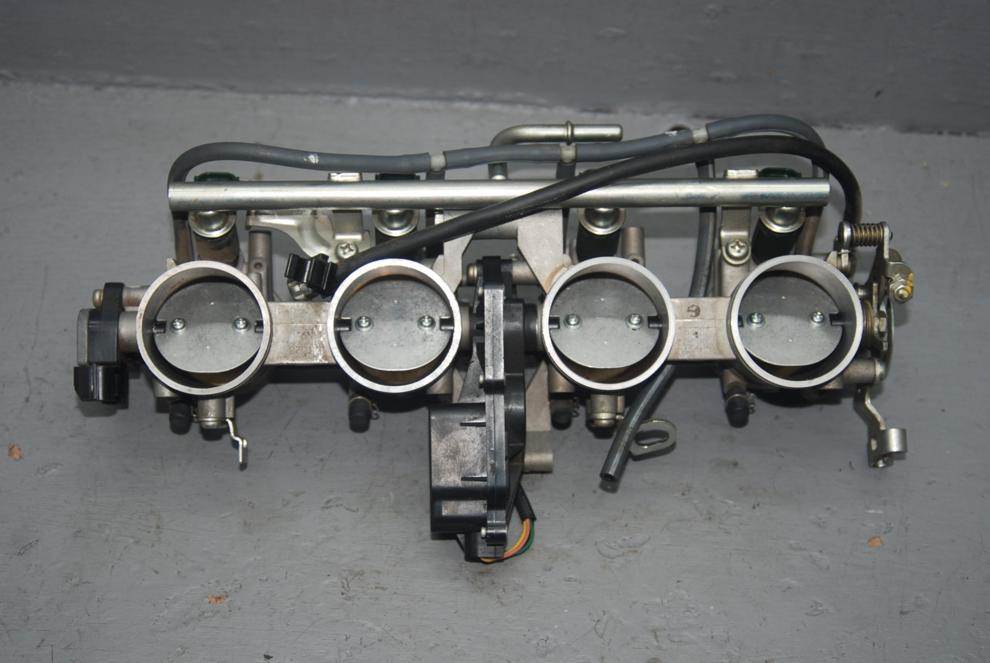 2010 KAWASAKI ZX 14 GEN 1 THROTTLE BODY – Bikepartsonline